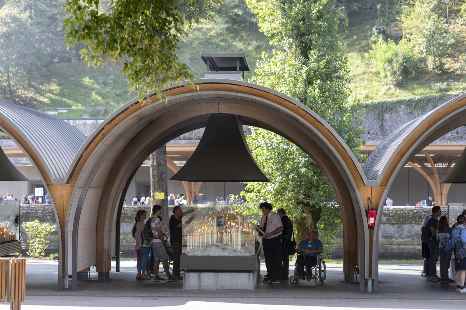 The “chapelains” of Lourdes