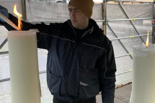 Les grands cierges du Sanctuaire de Lourdes - Pèlerinage